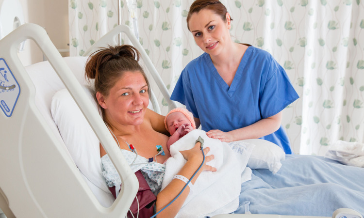 Midwife | NHSScotland Careers